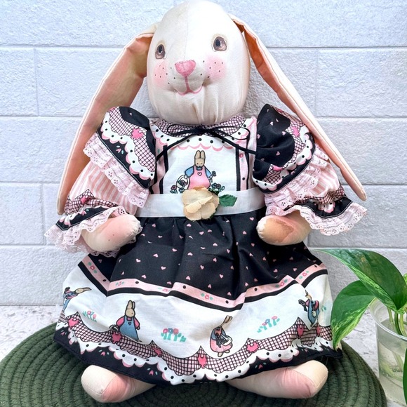 Daisy Kingdom | Holiday | Vintage Daisy Kingdom Easter Bunny Plush ...